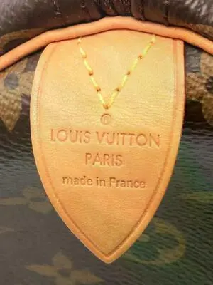 LOUIS VUITTON 2018 Monogram Speedy 30 Boston Bag