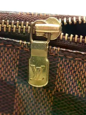 LOUIS VUITTON 2006 Damier Ebene Pochette Accessoires Shoulder Bag