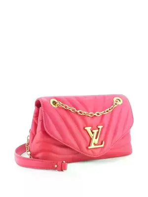 LOUIS VUITTON New Wave Chain Bag Nm Quilted Leather Mm Crossbody Bag