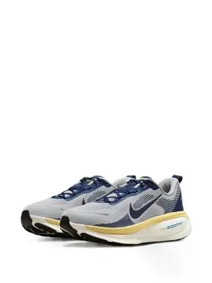 Nike Vomero 18 Sneakers