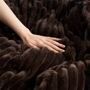 UGG Avery Ribbed Comforter Set, Full/queen