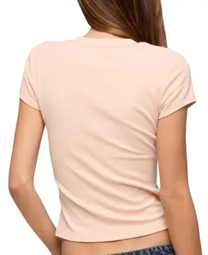 EDIKTED Terrezina V Neck T-shirt