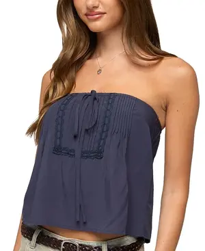 EDIKTED Joycee Tie Front Strapless Top