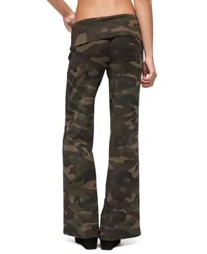 EDIKTED Lumielle Camo Wide Leg Foldover Pants