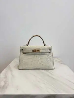 Hermès Mini Kelly Beton Matte Croc Permabrass Hardware - Cream