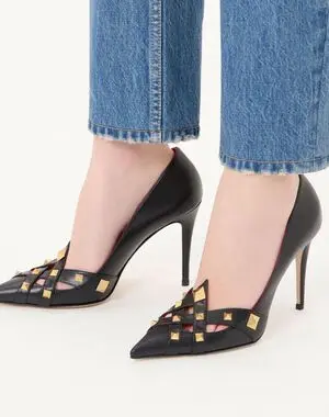 Valentino Garavani Studded Kidskin Leather Pumps - Black
