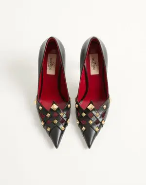 Valentino Garavani Studded Kidskin Leather Pumps - Black