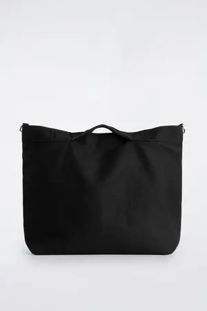 Cos Pursuit Messenger Bag Canvas - Black