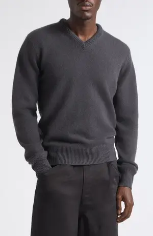 LEMAIRE V-neck Cashmere Sweater - Stone