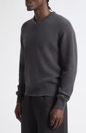 LEMAIRE V-neck Cashmere Sweater