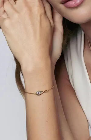 RIZEN JEWELRY Solace Tear Bracelet - Gold