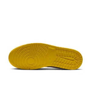 JORDAN 1 Low Se Athletic Shoes - Black