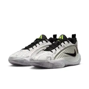Nike Giannis Immortality Basketball Shoes - White