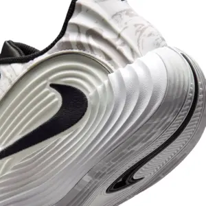 Nike Giannis Immortality Basketball Shoes - White