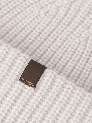 SLOWEAR Cashmere Knitted Beanie