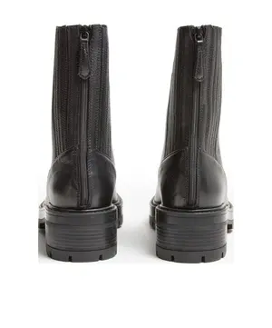 AQUAZZURA Round-toed Boots