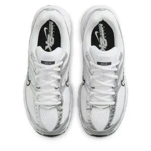 Nike Max Moto 2k Runners