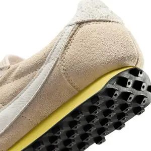 Nike Lowtop Laceup Trainer
