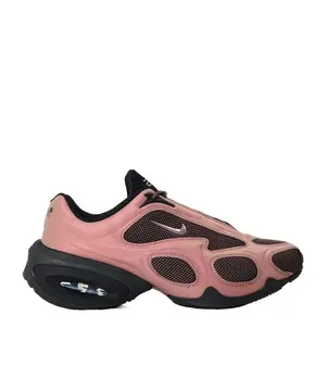 Nike Lowtop Laceup Sneaker - Black
