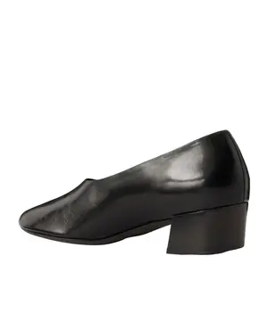 Khaite Glazed Calf Leather Pumps - Black