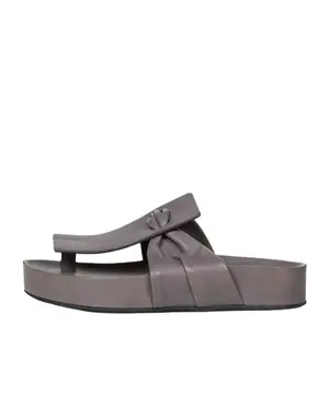 UMA WANG Flip-flops