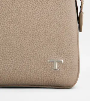 TOD'S Zipper Clutch