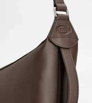 TOD'S Zippered Shoulder Bag