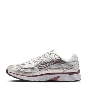 Nike Retro Chunky Running Sneakers