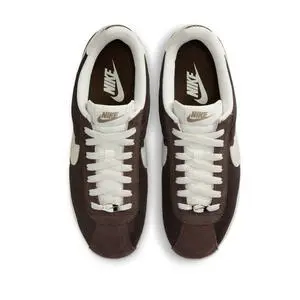 Nike Retro Low Top Casual Sneakers