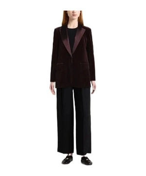 MAXCO. Velvet Blazer