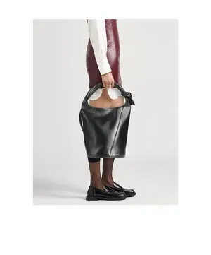 Jacquemus Leather Bucket Bag With Knot Detail