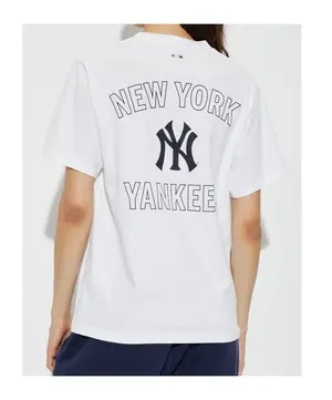 SPORTY  RICH Short-sleeved T-shirt