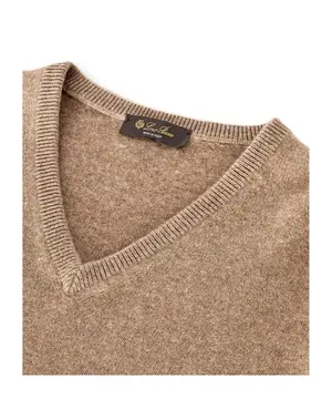 Loro Piana V-neck Cashmere Long-sleeved Sweater