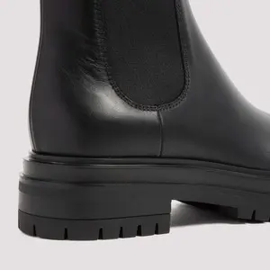 GIANVITO ROSSI Chester Round Toe Ankle Boots