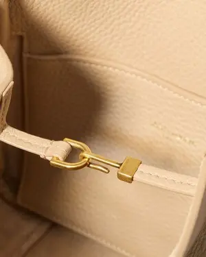 Saint Laurent Le 5 À 7 Baby Bea In Grained Leather