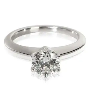 Tiffany & Co. 0.9 Ct Round Brilliant Diamond Engagement Ring - Platinum