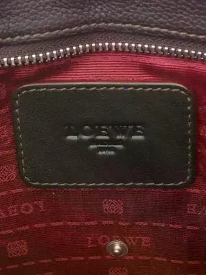 Loewe 2010-2026 Anagram Leather Messenger Bag Crossbody Bag
