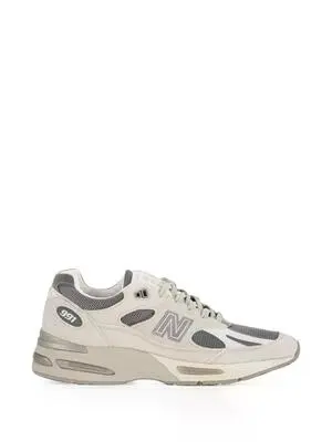 NEW BALANCE 991v2 Sneakers Neutrals
