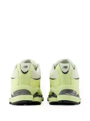 NEW BALANCE Abzorb 2000s Shoes