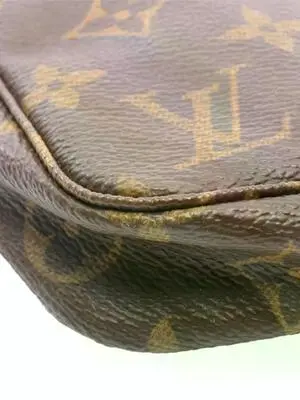 LOUIS VUITTON 2001 Monogram Pochette Accessoires Shoulder Bag