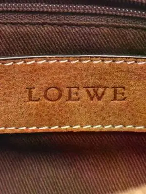 Loewe 2010-2026 Leather Crown Chain Shoulder Bag