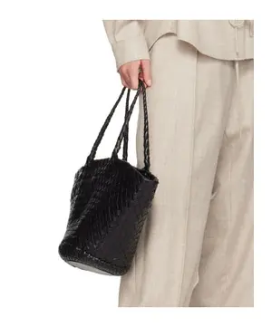 Dragon Diffusion Egola Tote Bag