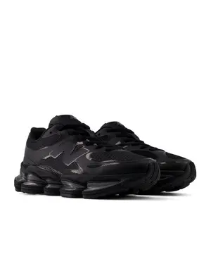 NEW BALANCE Chunky Dad Sneakers - Black