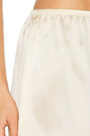 Donni. Silk Lace Trim Tap Shorts - Creme