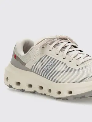On Bicolour Lightweight Cushioned Cloudvista 3 Trainers