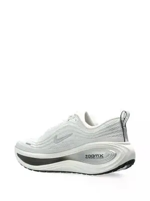 Nike Vomero Plus Sneakers - White