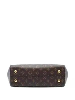 LOUIS VUITTON 2017 Monogram Cluny Mm Satchel