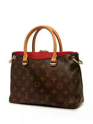 LOUIS VUITTON 2017 Monogram Pallas Bb Satchel - Brown