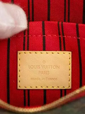 LOUIS VUITTON Monogram Neverfull Mm Pouch