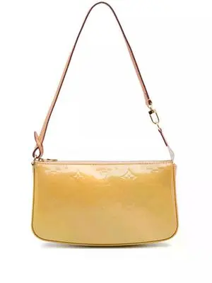LOUIS VUITTON 2013 Monogram Vernis Pochette Accessoires Shoulder Bag - Neutrals